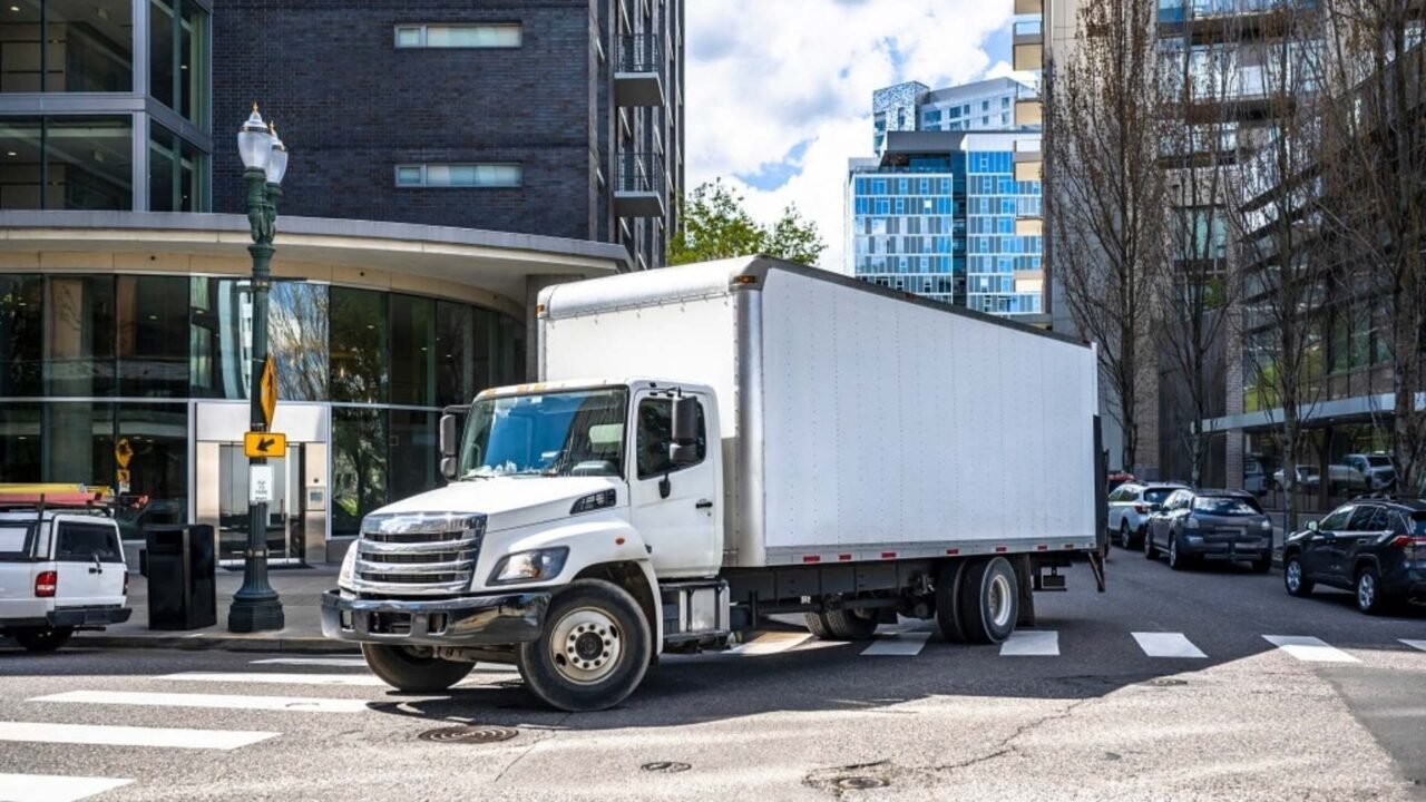 Curso Box truck - Luvie Lobo | Box Truck - Hotshot - Cargo Van
